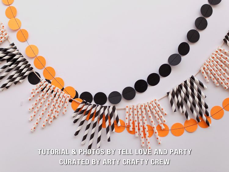 Get Festive With These 10 Holiday Straw Garlands - Arty Crafty Crew